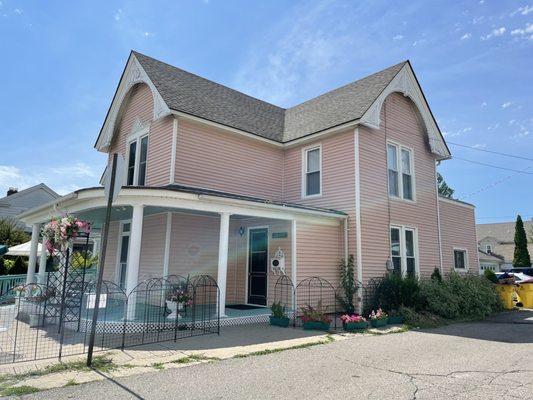 THE PINK HOUSE TEA ROOM AND BNB - Updated July 2025 - 115 Photos & 54 ...