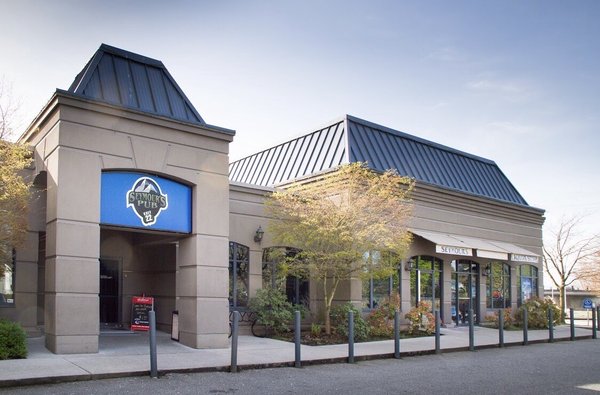 SEYMOUR’S PUB & GRILL - Updated December 2025 - 56 Photos & 55 Reviews ...