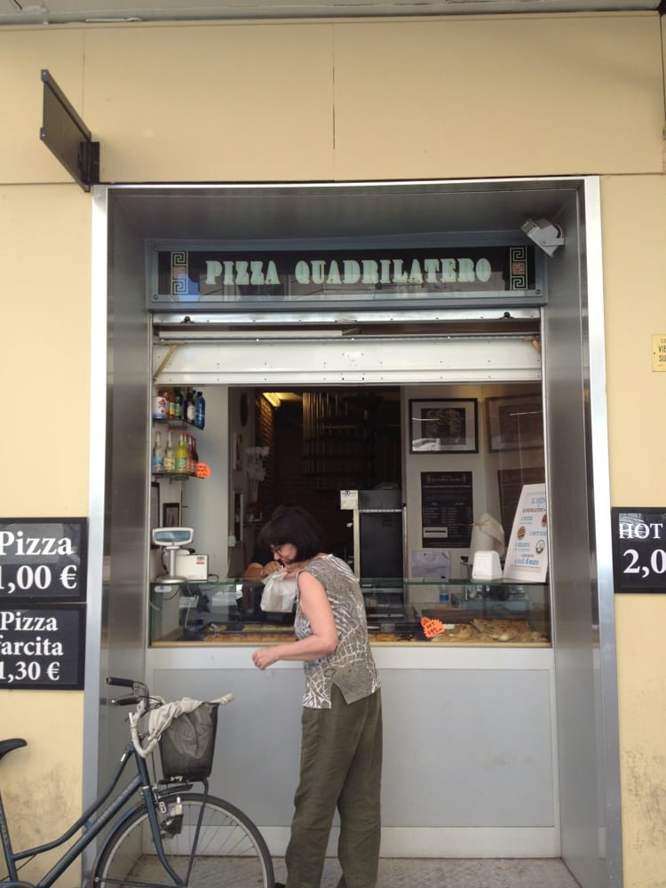 PIZZA QUADRILATERO - Updated October 2025 - Via degli Orefici 2 ...