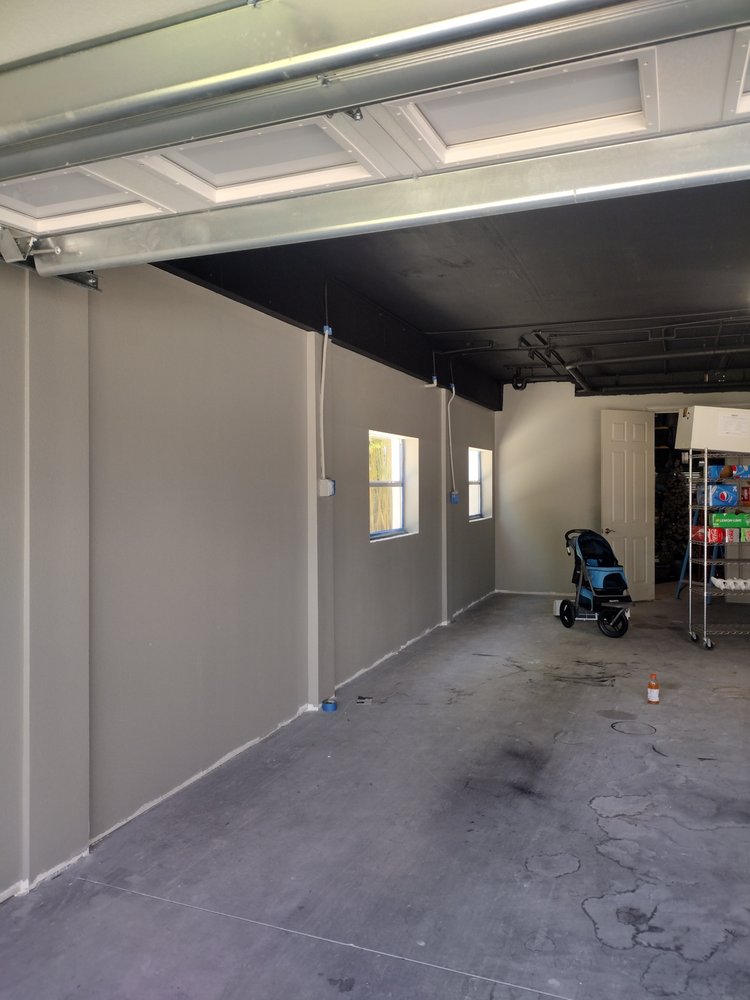 ERIC MITCHELL PAINTING - Updated December 2025 - 15 Photos - Lebanon ...