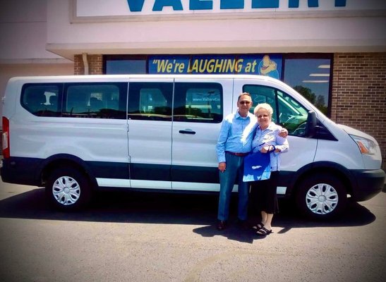 VALLERY FORD - Updated November 2025 - 44 Photos - 115 W Emmitt Ave ...