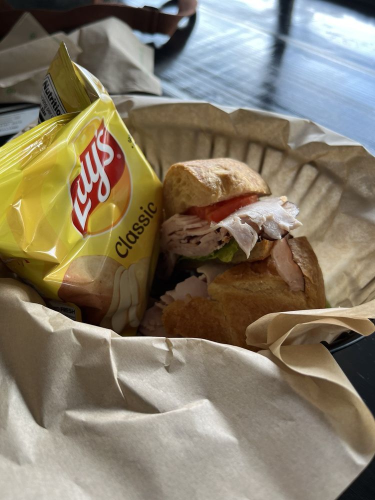 GOOD LIFE STATION - Updated December 2025 - 14933 Main St, Alachua ...