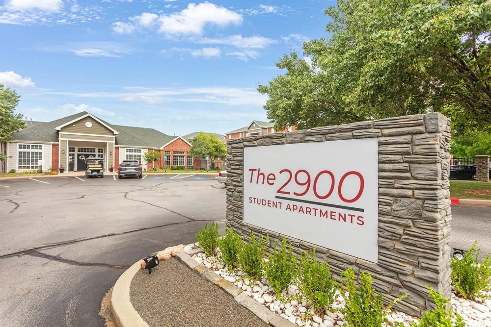 2900 STUDENT APARTMENTS - Updated April 2025 - Request Information ...