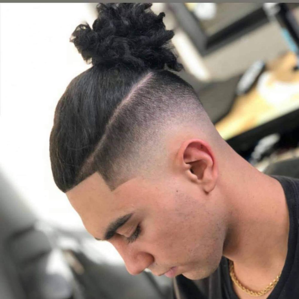 THE ALLEY BARBER SB - Updated August 2024 - 144 Photos & 118 Reviews ...