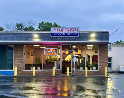 MARATHON PIZZA HOUSE - Updated November 2025 - 10 Photos & 38 Reviews ...