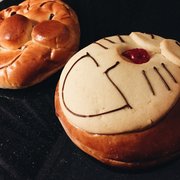 PASTRY HOUSE HIPPO - 366 Photos & 121 Reviews - Bakeries - 100 E ...