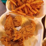 LOUIE LEGENDS - 64 Photos & 18 Reviews - Burgers - 2123 N Knoxville Ave ...