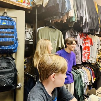 303 BOARDS - Updated December 2025 - 46 Photos & 83 Reviews - 1338 E ...