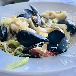 DAVIO’S CHESTNUT HILL - Updated July 2025 - 100 Photos & 217 Reviews ...