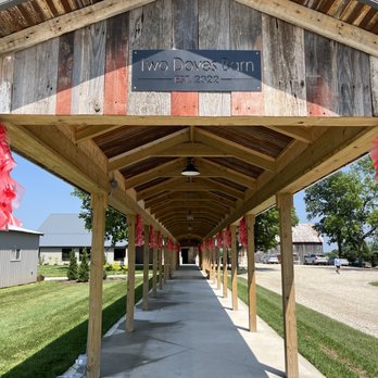 FIREFLIES FARM - Updated July 2025 - 98 Photos - 26095 Ridgeview Rd ...