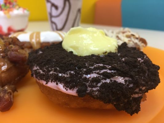 DESERT DONUTS - Updated October 2024 - 422 Photos & 474 Reviews - 3134 ...