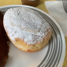 TRACKSIDE DONUTS - Updated June 2025 - 196 Photos & 265 Reviews - 28001 ...