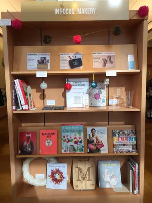 ELMHURST PUBLIC LIBRARY - 69 Photos & 81 Reviews - 125 S Prospect Ave ...