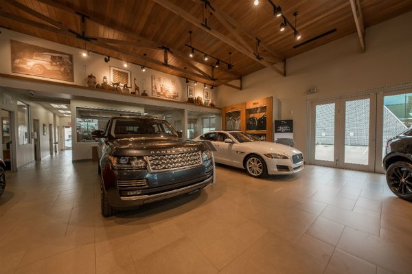 LAND ROVER OKLAHOMA CITY - Updated December 2025 - 20 Photos & 37 ...