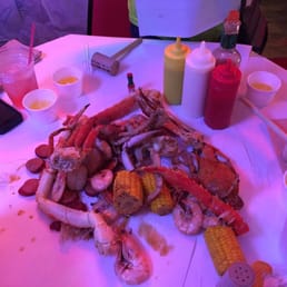 THE BOILING POT - Updated December 2024 - 251 Photos & 371 Reviews ...