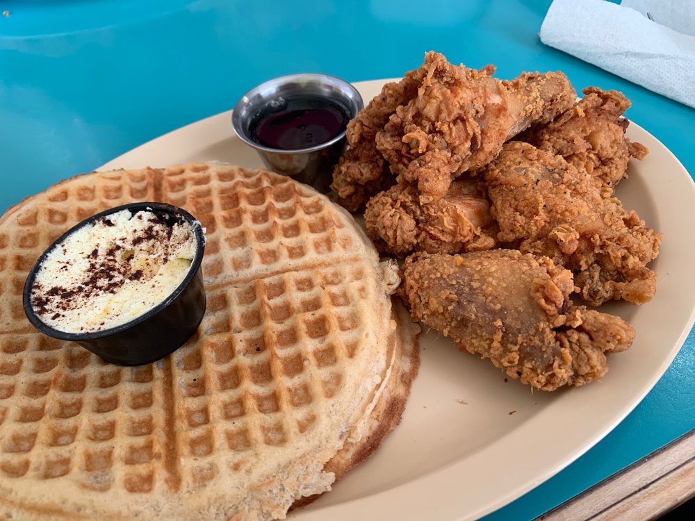 FRANK’S FAMOUS CHICKEN & WAFFLE - 428 Photos & 360 Reviews - 400 ...