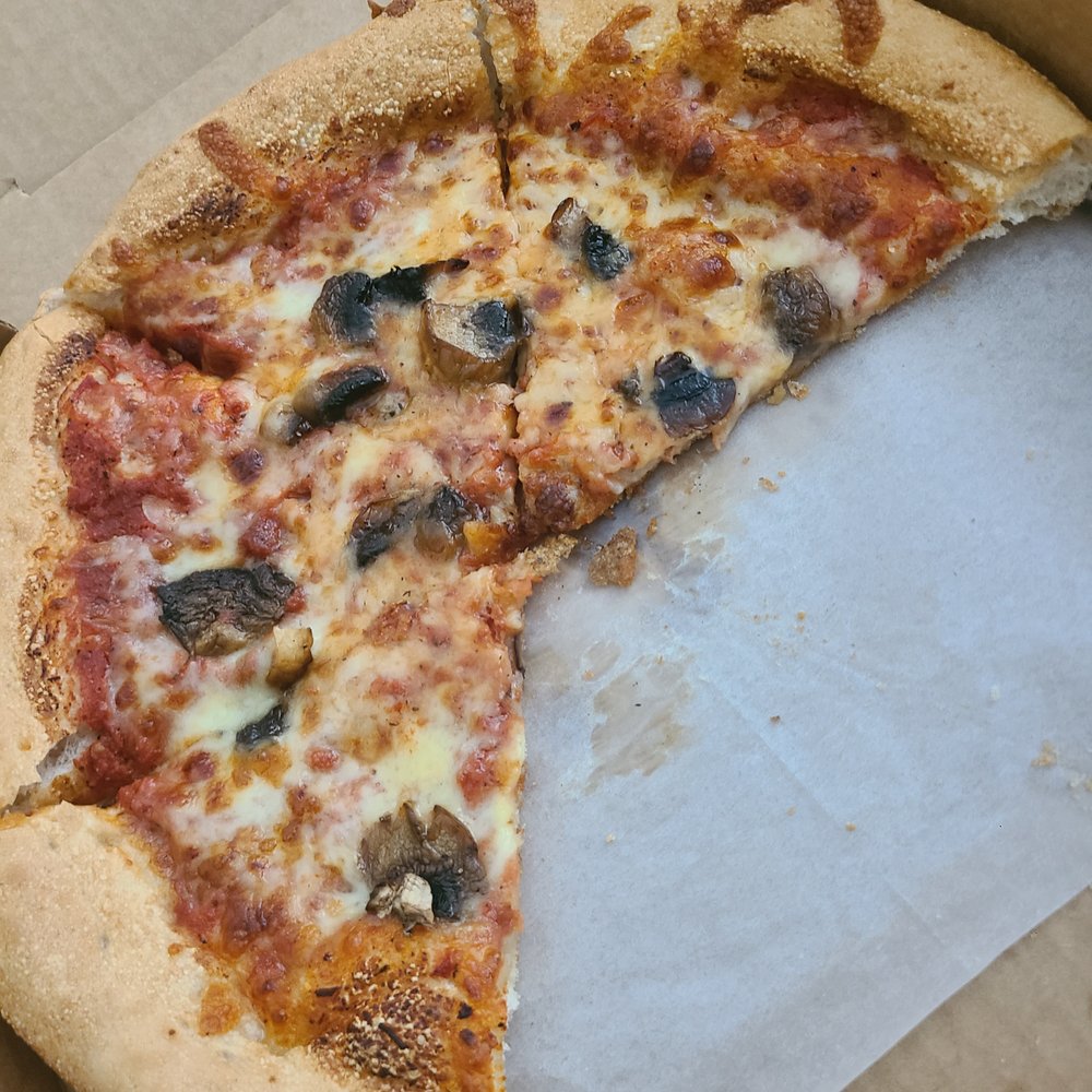 CHECKMATE CAFE - Updated December 2025 - 14 Photos & 82 Reviews - 902 S ...