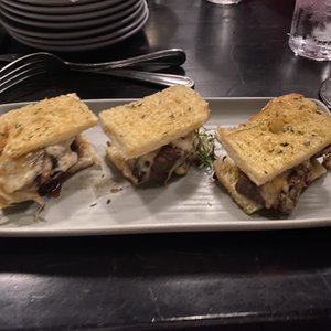 STACKS BAR & GRILL - 392 Photos & 426 Reviews - 175 Lincolnway ...