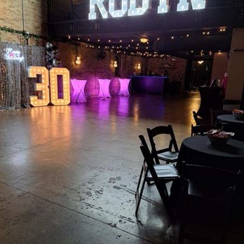 ROW 24 - Updated December 2025 - 153 Photos & 17 Reviews - 2411 S ...