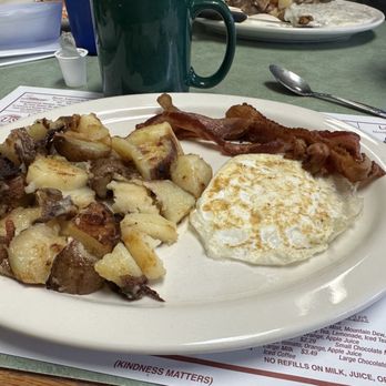 DOE DOE’S DINER - Updated March 2025 - 172 Photos & 165 Reviews - 9395 ...