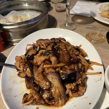 DUMPLING INN - Updated July 2024 - 4273 Photos & 3380 Reviews - 4625 ...