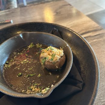 GAMBI’S - Updated August 2025 - 239 Photos & 102 Reviews - 55 Nugget ...