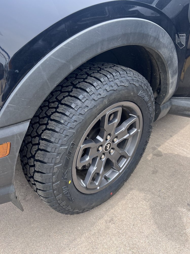 GILLS POINT S TIRE & AUTO SERVICE - Updated October 2025 - 10 Photos ...