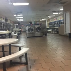 BROOKHAVEN LAUNDRY - 25 Photos & 34 Reviews - Laundromat - 2987 Buford ...