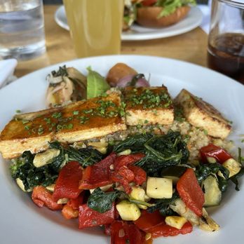 THE TIP TAP ROOM - Updated September 2025 - 614 Photos & 841 Reviews ...