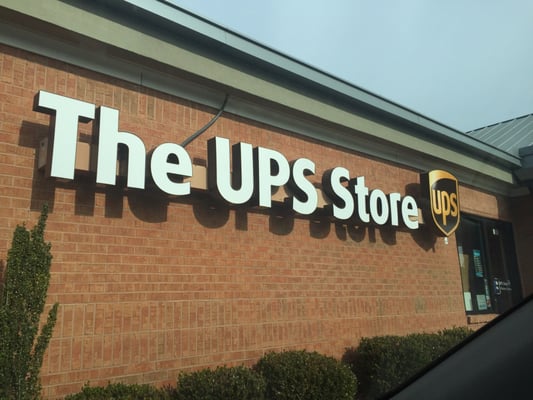 THE UPS STORE - Updated February 2025 - 27 Photos & 14 Reviews - 2146 ...