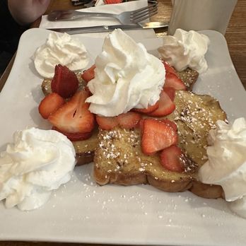 STRAWBERRY PLACE - Updated June 2025 - 489 Photos & 682 Reviews - 72 S ...