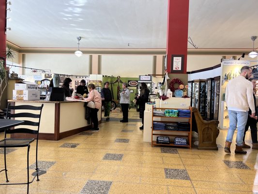 WOOLWORTH WALK - Updated January 2026 - 233 Photos & 125 Verified ...