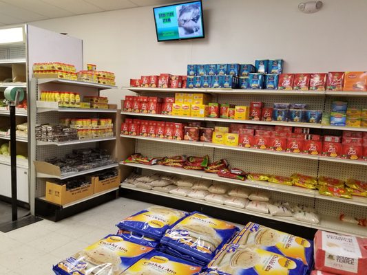 MARIA GROCERIES - Updated January 2026 - 7144 University Ave, West Des ...