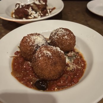 ARIANO - Updated July 2024 - 268 Photos & 378 Reviews - 114 South Olive ...