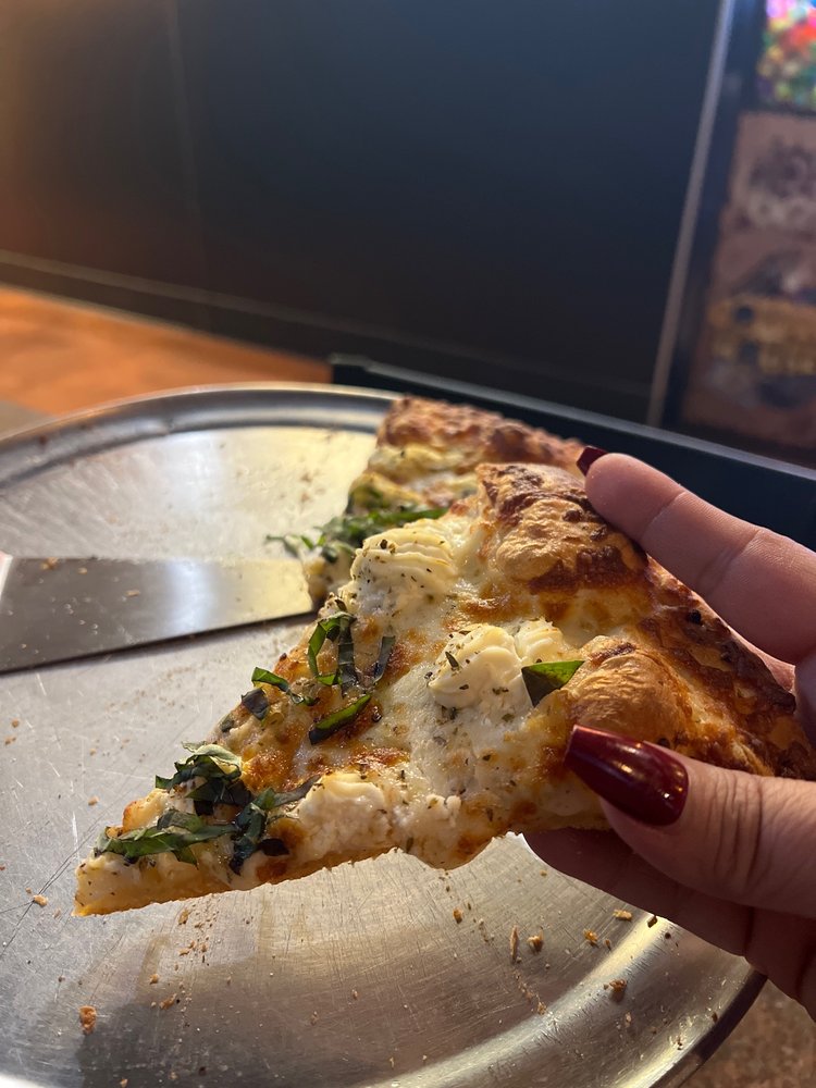 ZESTY ZZEEKS PIZZA AND WINGS - Updated August 2024 - 190 Photos & 292 ...