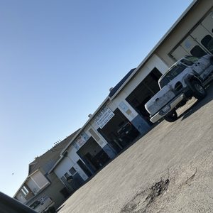 HAPPY SMOG CHECK - Updated December 2025 - 20 Reviews - 545 W Market St ...