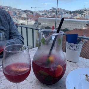 TOPO CHIADO - 21 Photos & 13 Reviews - Terraços do Carmo, Lisboa ...