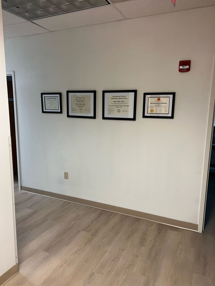 PRECISION EYE AND LASER CENTER - Updated October 2025 - 1105 N Central ...