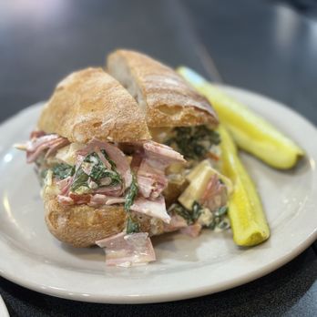 RIVER STREET DELI - Updated December 2025 - 151 Photos & 237 Reviews ...