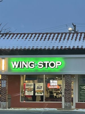 WINGSTOP - Updated August 2025 - 28 Photos & 30 Reviews - 532B W Dundee ...