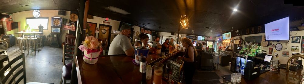 AUDREYS FROGTOWN TAVERN - Updated December 2025 - 4764 E Miami River Rd ...