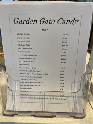 GARDEN GATE CANDY - Updated November 2025 - 32 Photos - 35 Reviews ...