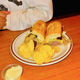 WAG’S RESTAURANT - Updated December 2025 - 129 Photos & 229 Reviews ...