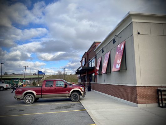 FASTRAC - Updated August 2025 - 12 Photos - 1064 Scottsville Rd ...