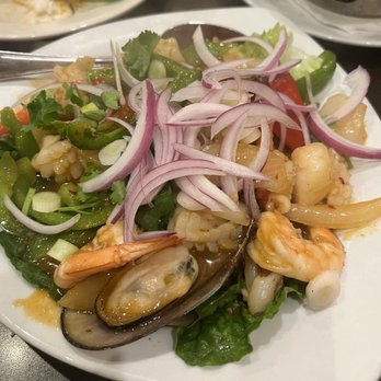 PANANG THAI RESTAURANT - 326 Photos & 440 Reviews - 9022 S Pennsylvania ...