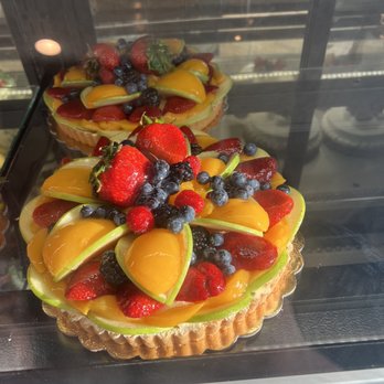 KATELLA BAKERY DELI & RESTAURANT - Updated December 2024 - 5908 Photos ...