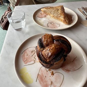 LOQUAT - Updated July 2024 - 539 Photos & 195 Reviews - 198 Gough St ...