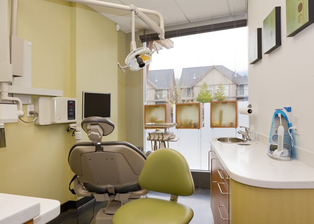 MR TOOTH DENTAL HOUSE - Updated November 2025 - 10 Photos - 103-40775 ...
