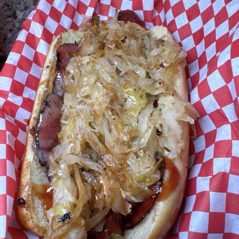 MUGSY DOGS - Updated April 2025 - 192 Photos & 323 Reviews - 3160 E ...