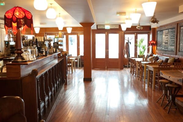 PINTO LOUNGE - Updated July 2025 - 21 High Street, Banbury, Oxfordshire ...